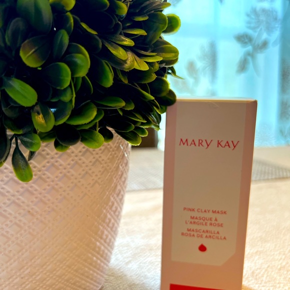 Mary Kay | Skincare | Mary Kay Pink Clay Mask To The Face | Poshmark
